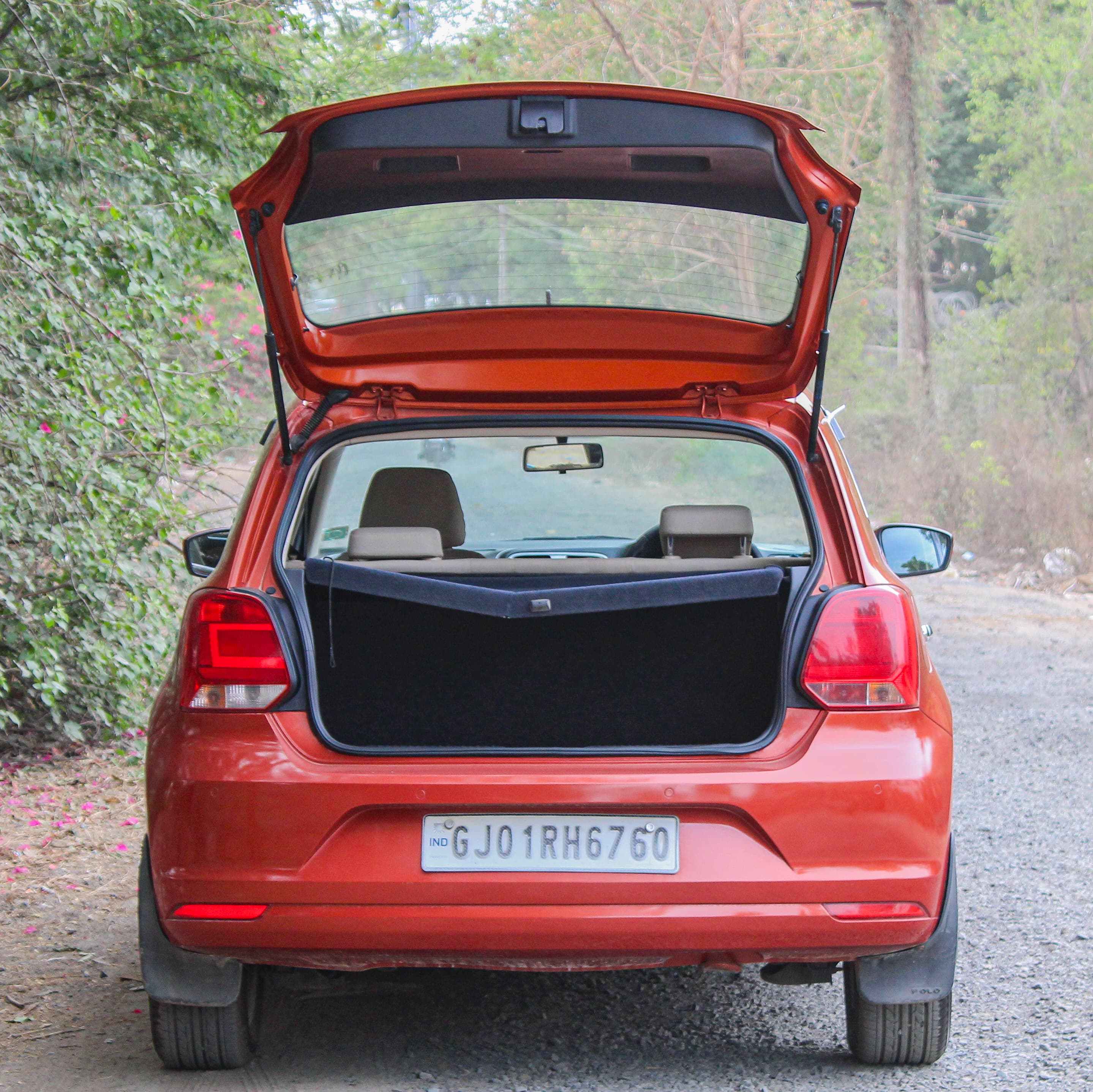 Buy Used Volkswagen Polo 1.2 MPI Highline of 2014 model @ 2,50,000 INR ...