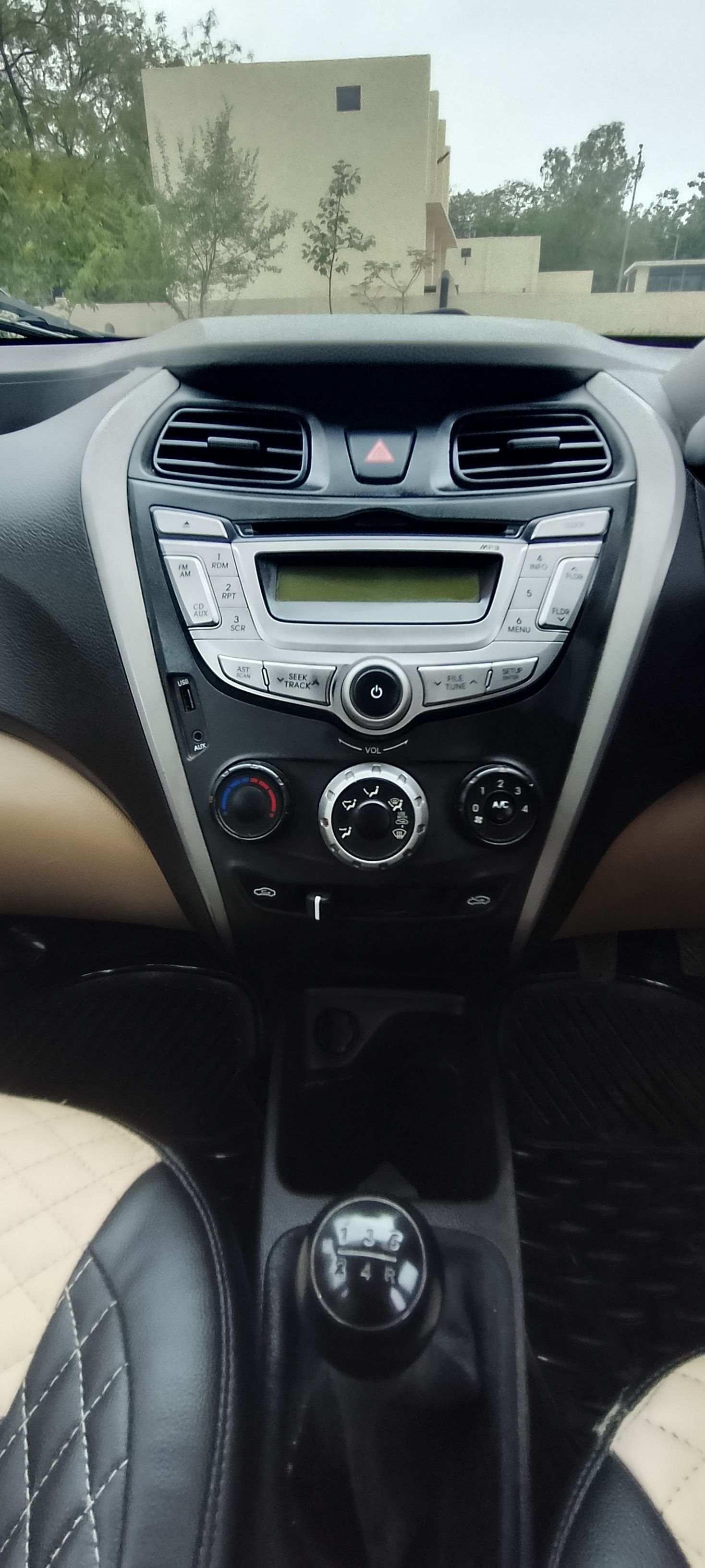 Buy Used Hyundai EON Era Plus of 2016 model @ 2,29,000 INR in Noida ...