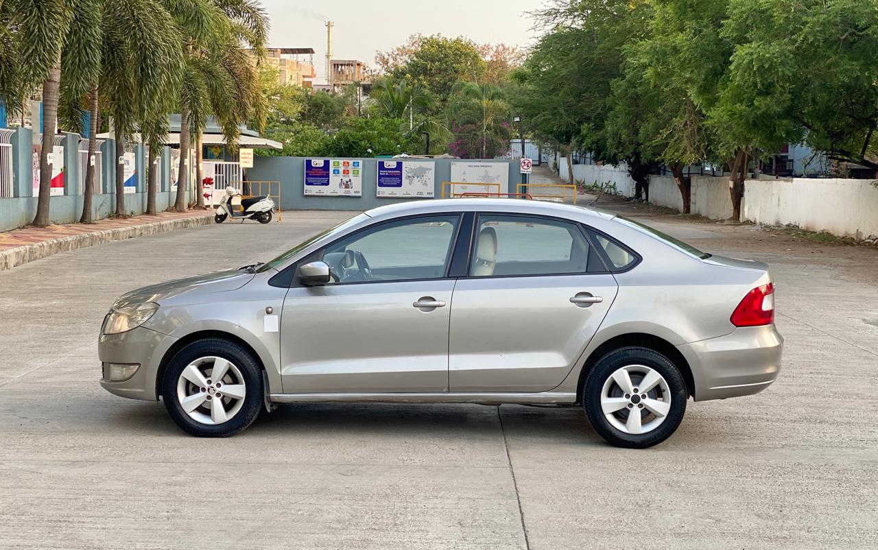 Buy Used Skoda Rapid 1.5 TDI Elegance Plus of 2015 model @ 4,75,000 INR ...