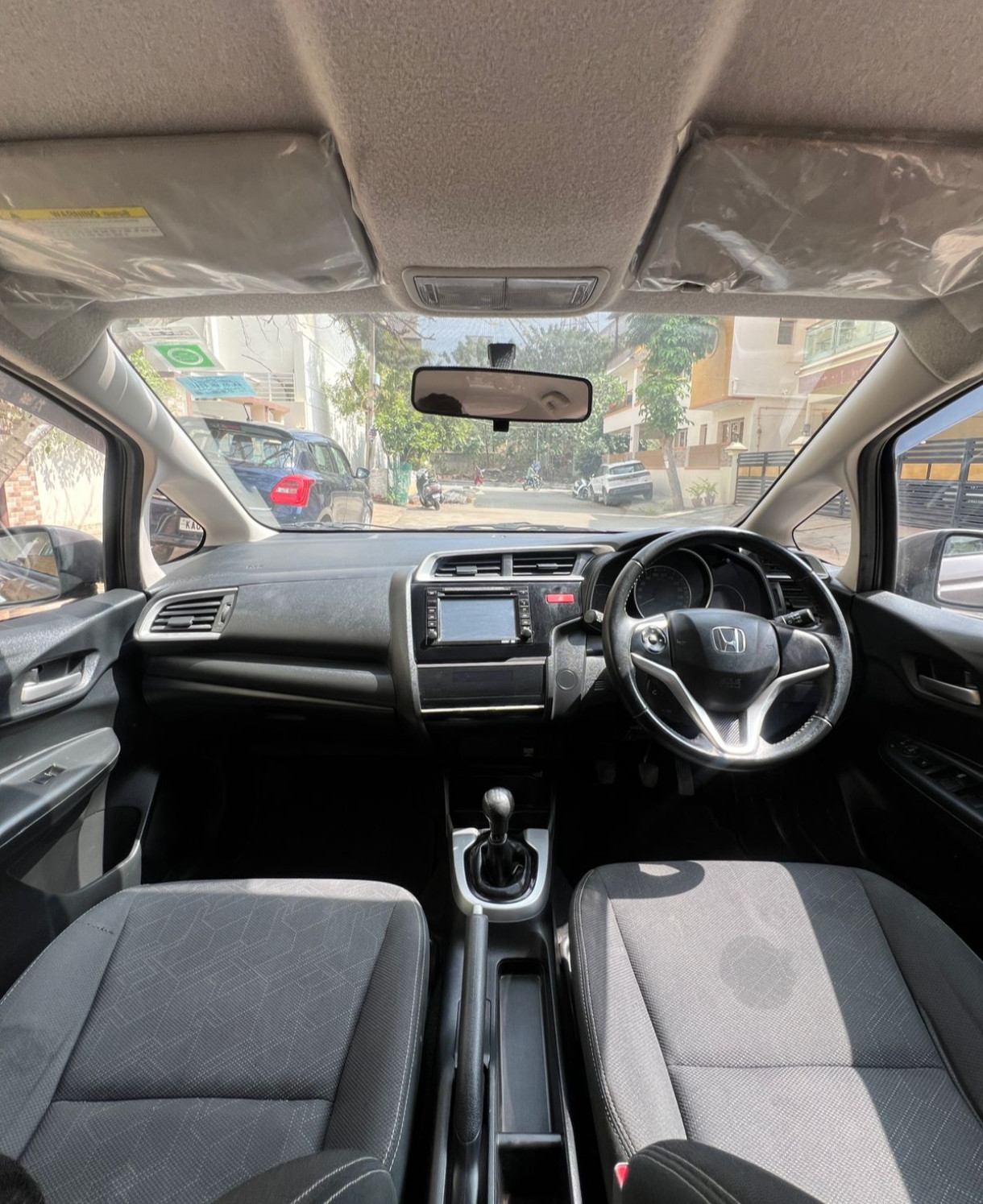 Buy Used Honda Jazz 1.2 VX i VTEC of 2015 model @ 4,50,000 INR in ...