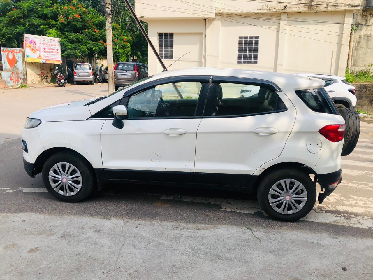 Buy Used Ford Ecosport 1.5 DV5 MT Titanium of 2014 model @ 2,49,000 INR ...