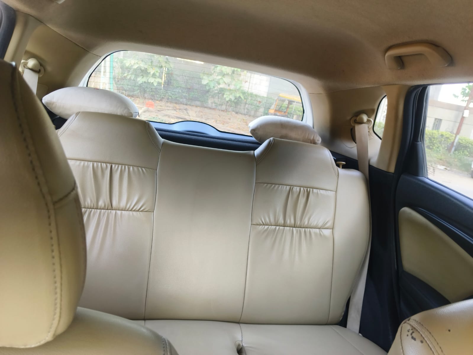 Buy Used Honda Jazz 1.5 S i DTEC of 2017 model @ 4,51,000 INR in Surat ...