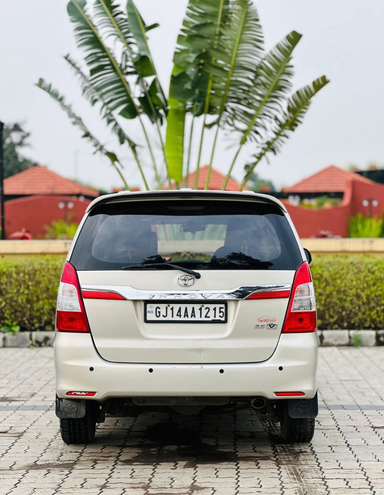 Buy Used Toyota Innova 2.5 VX Diesel 7 Seater BS IV of 2014 model @ 7 ...