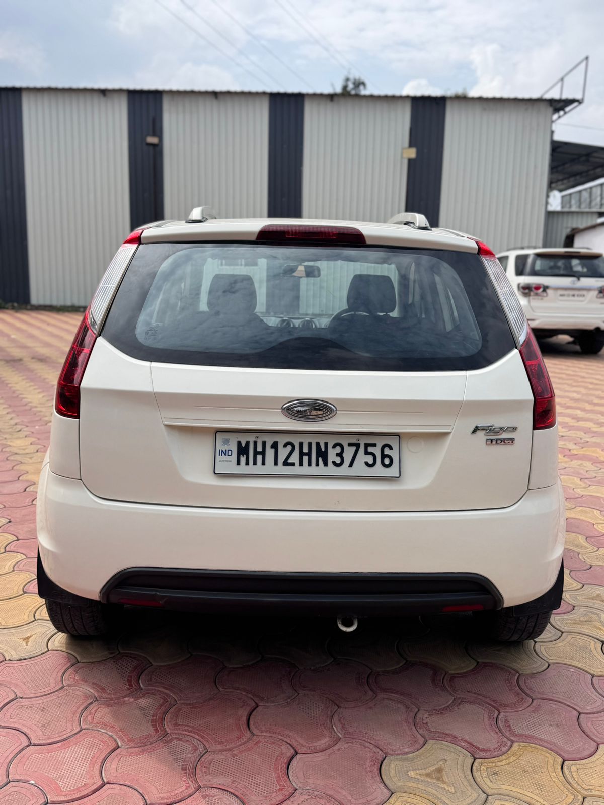 Buy Used Ford Figo Diesel EXI of 2012 model @ 1,95,000 INR in Pune ...