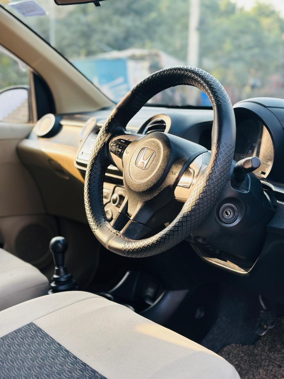 Buy Used Honda Brio 1.2 S MT of 2016 model @ 3,21,000 INR in Jaipur - 5082542 - ZigWheels.com