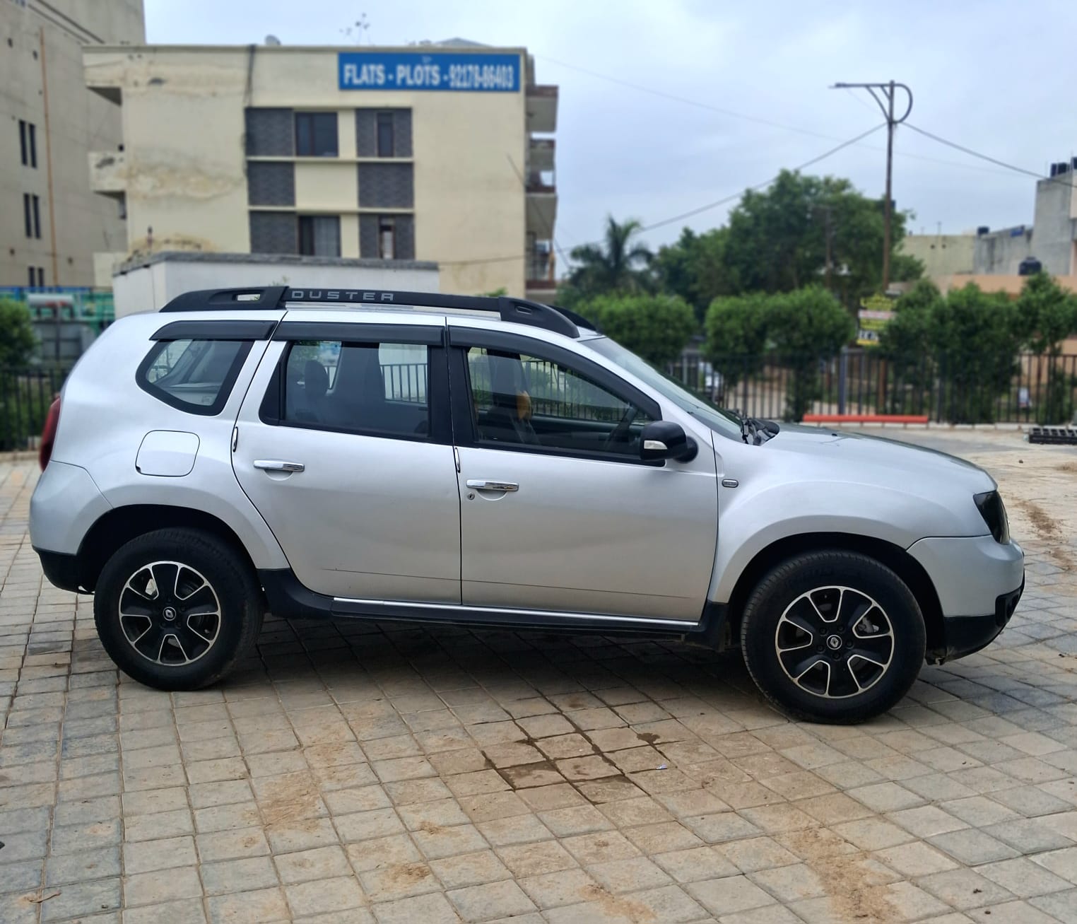 Buy Used Renault Duster 85PS Diesel RxL of 2016 model @ 3,75,000 INR in ...