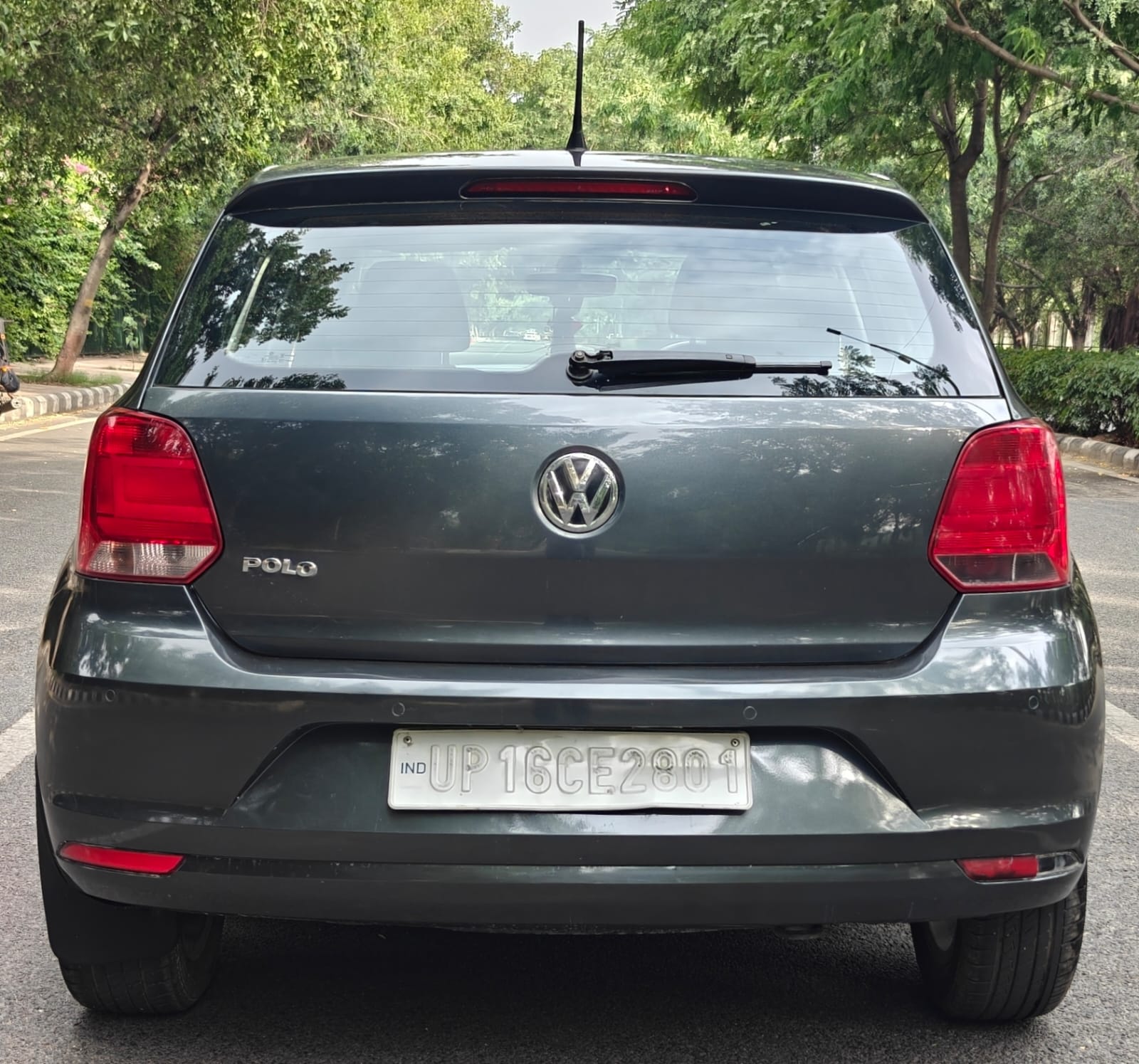 Buy Used Volkswagen Polo 1.0 MPI Highline Plus of 2019 model @ 4,95,000 ...