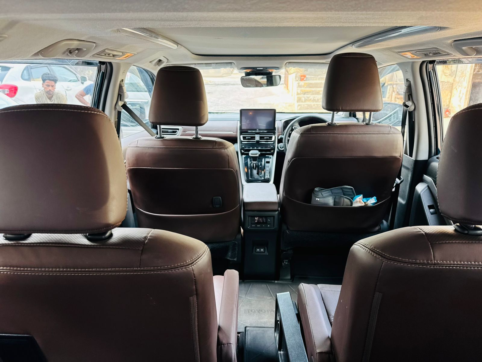 Buy Used Toyota Innova Hycross ZX Hybrid of 2025 model @ 33,00,000 INR ...