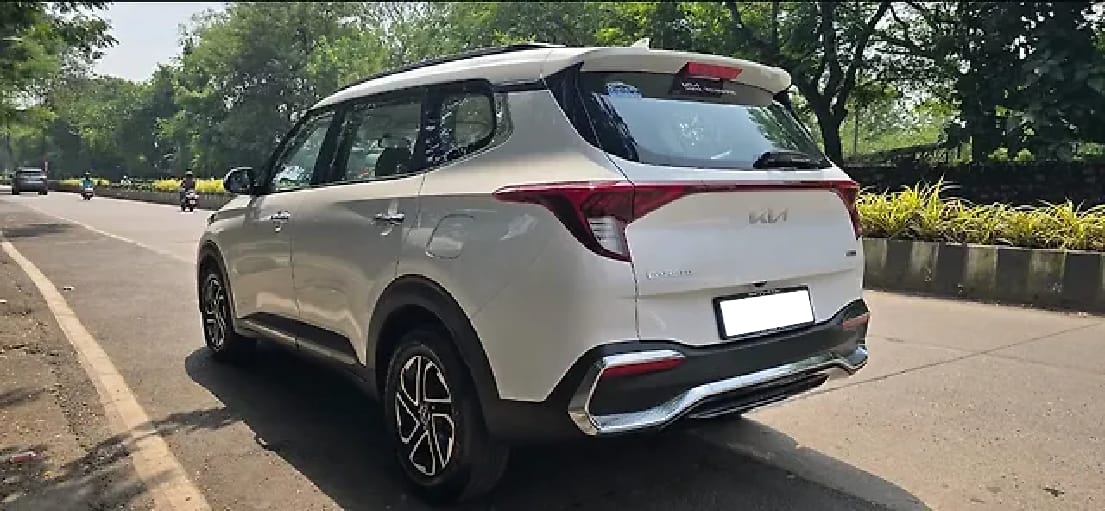 Buy Used Kia Carens Luxury Plus iMT of 2023 model @ 13,00,000 INR in Mumbai - 4947732 ...