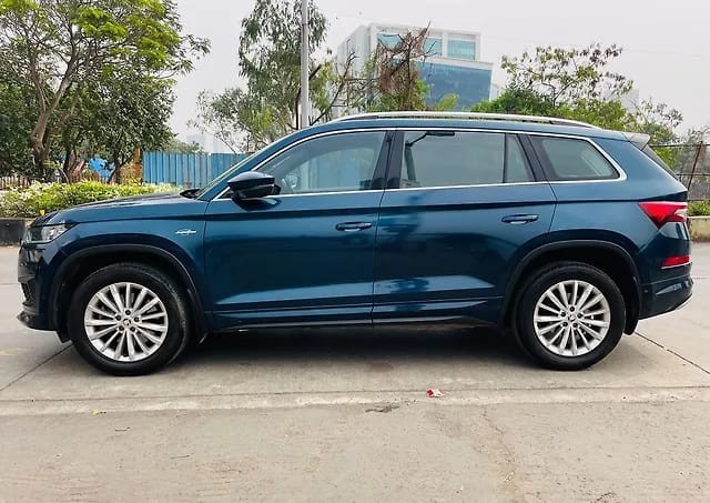 Used 2023 Skoda Kodiaq 1984 cc Petrol Automatic Car in Mumbai at ₹35.95 ...