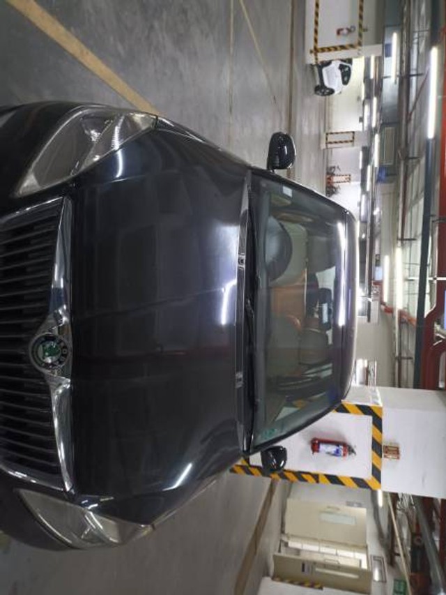 Used 2012 Skoda Fabia Petrol Manual in Bangalore at ₹2 Lakh - CarDekho