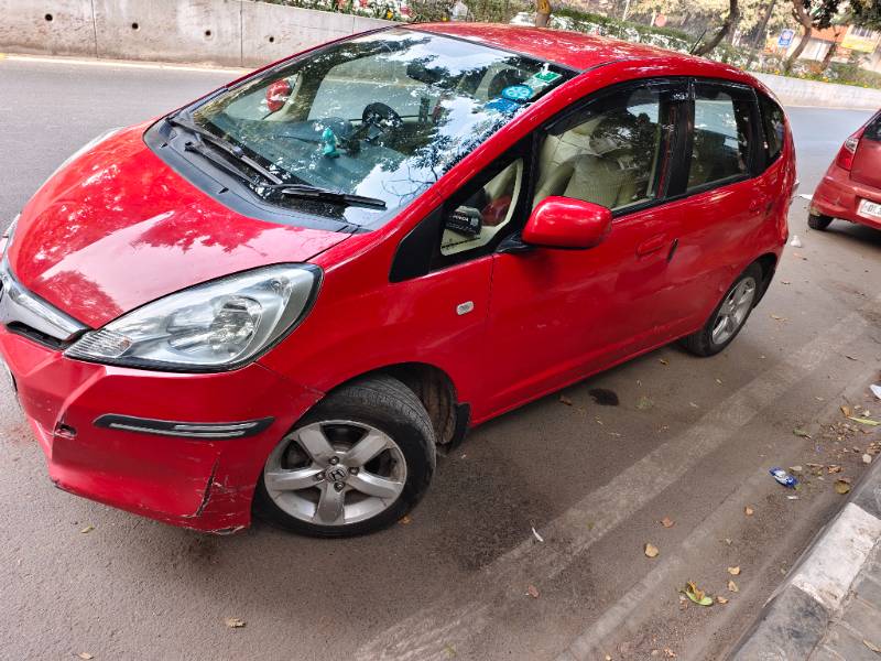 Buy Used Honda Jazz Basic of 2012 model @ 1,75,000 INR in Delhi ...