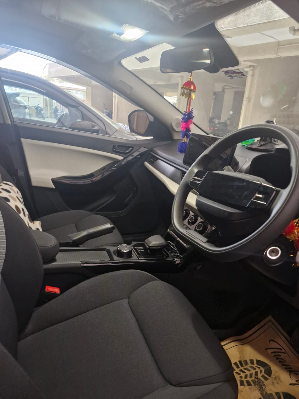 Buy Used Tata Nexon Pure of 2025 model @ 11,25,000 INR in Pune ...