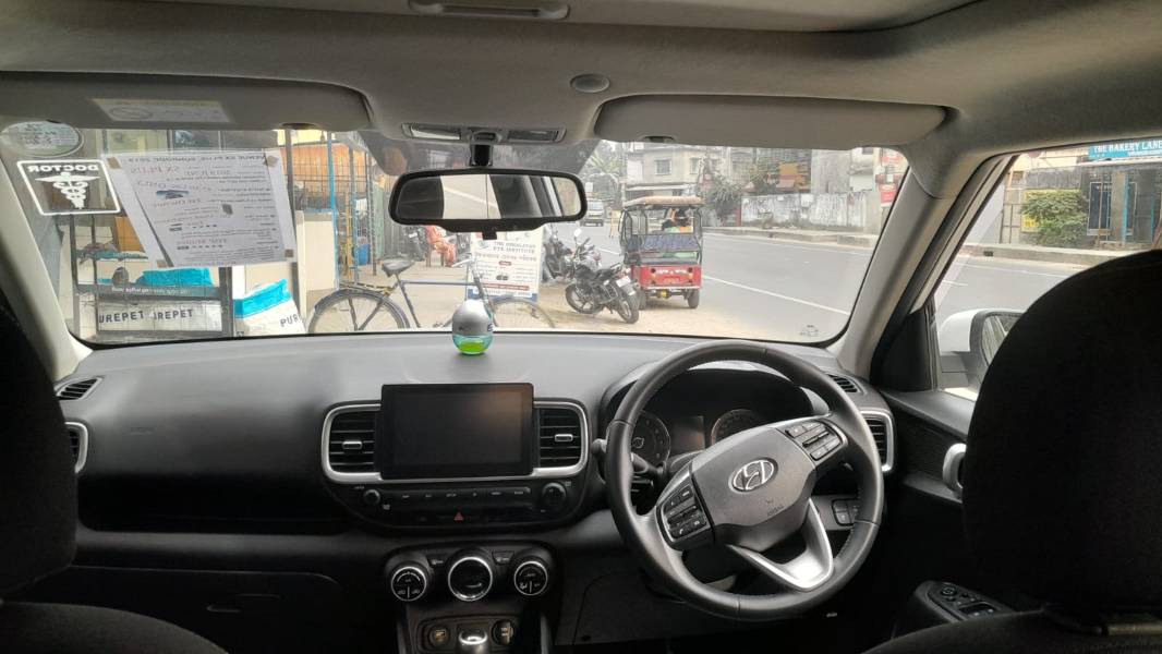 Buy Used Hyundai Venue SX Plus Turbo DCT BSIV of 2019 model @ 6,50,000 ...