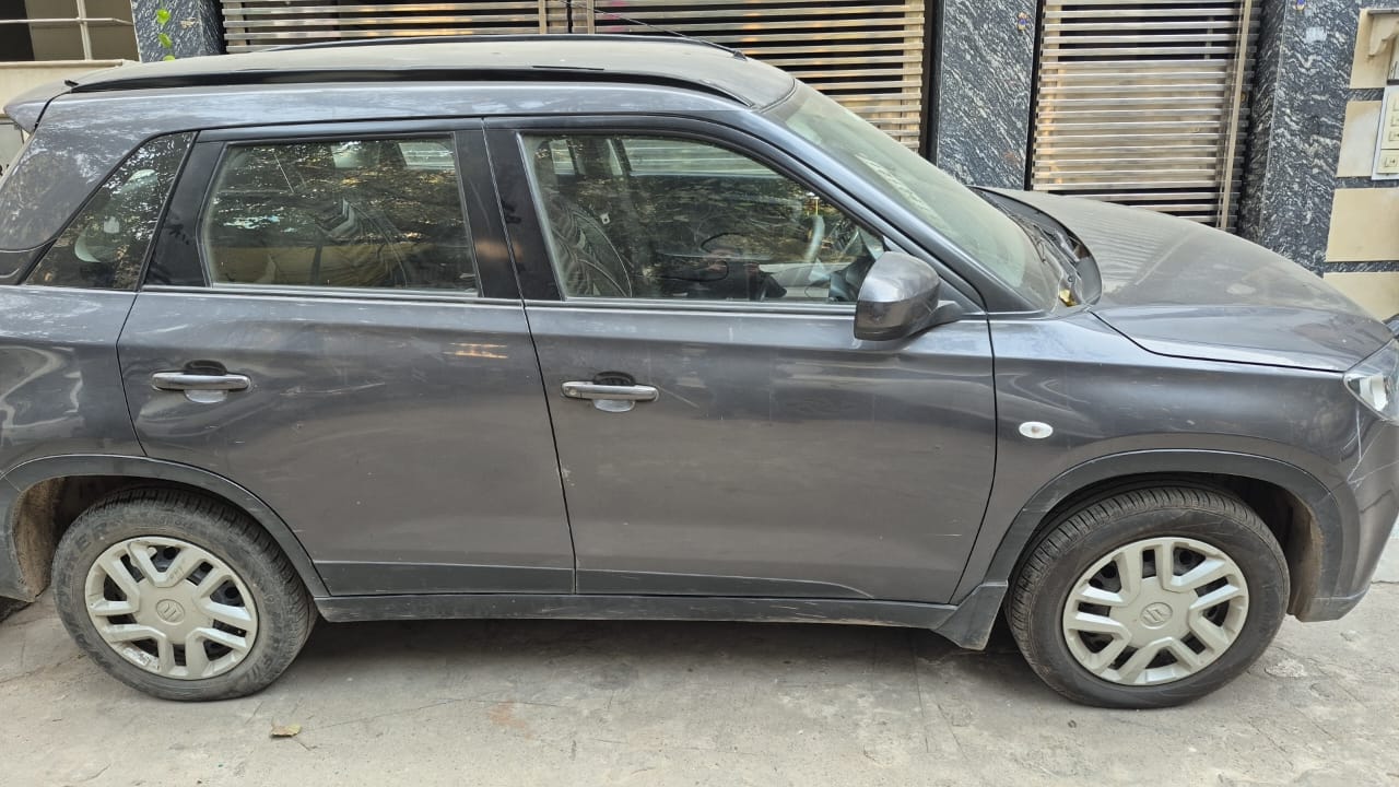 Buy Used Maruti Vitara Brezza VDi AMT of 2019 model @ 5,50,000 INR in ...