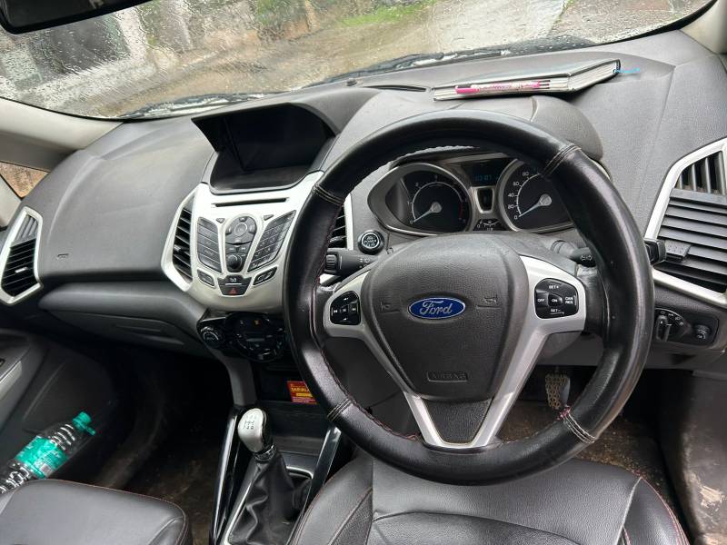Buy Used Ford Ecosport 1.5 Diesel Titanium BSIV of 2017 model @ 4 ...