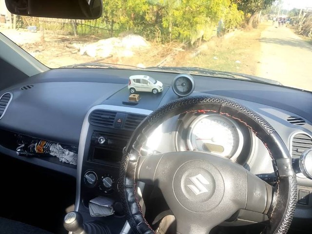 Used 2011 Maruti Ritz Diesel Manual in Pilibhit at ₹1.40 Lakh - CarDekho