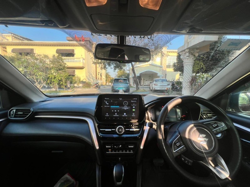 Buy Used Maruti Grand Vitara Zeta Plus Hybrid CVT of 2024 model @ 17 ...