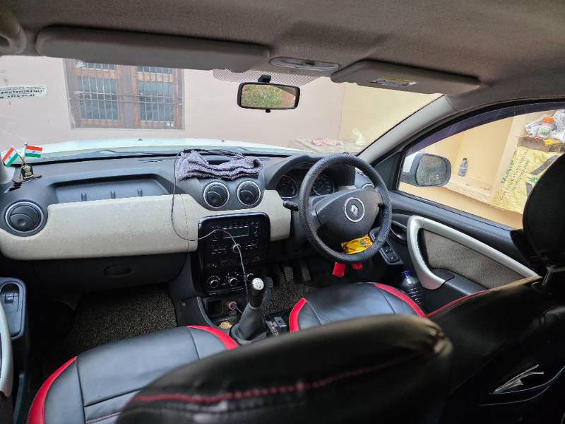 Buy Used Renault Duster 4x4 of 2014 model @ 2,85,000 INR in Agra ...