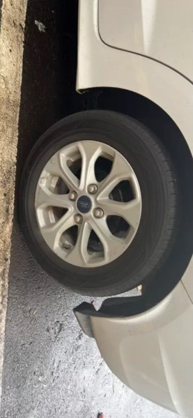 Buy Used Ford Figo 1.5P Titanium AT of 2017 model @ 4,00,000 INR in ...