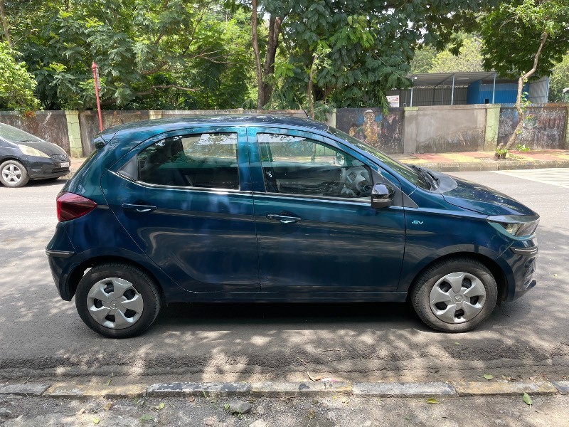 Used Tata Tiago EV XT LR Car in Navi Mumbai, 2023 Model - Find Best ...