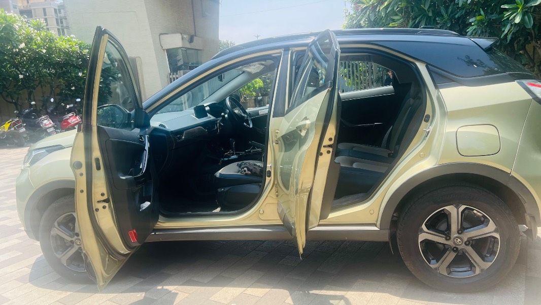 Buy Used Tata Nexon XMA S AMT Diesel BSVI of 2022 model @ 7,99,000 INR ...