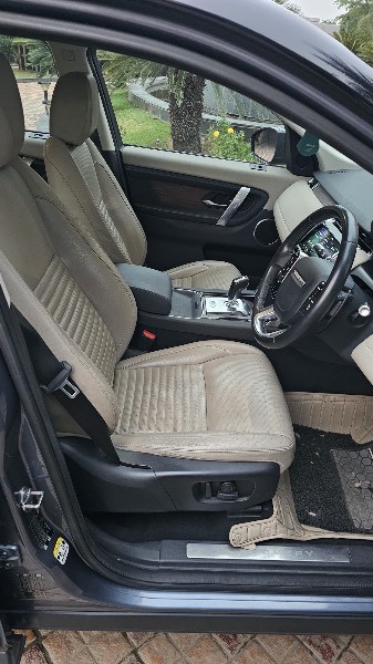 Buy Used Land Rover Discovery Sport S of 2020 model @ 38,00,000 INR in ...