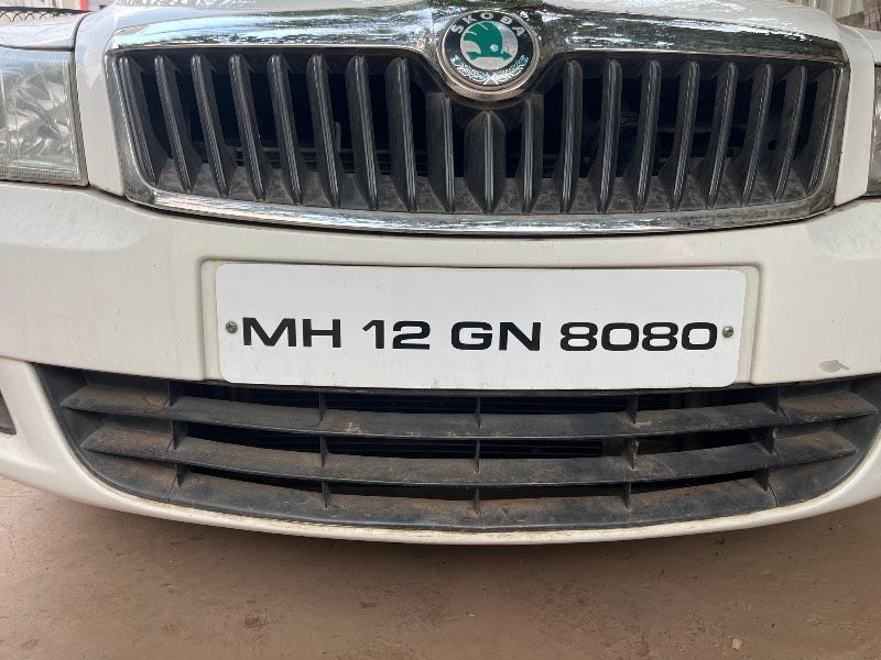 Buy Used Skoda Laura TSI Ambition AT of 2011 model @ 2,50,000 INR in ...