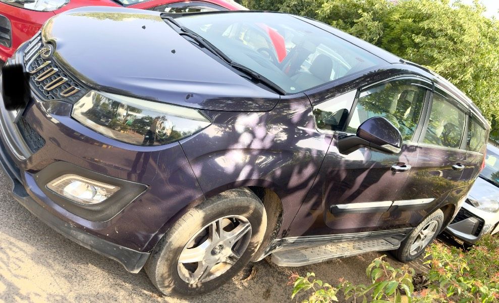 Buy Used Mahindra Marazzo M6 of 2020 model @ 6,00,000 INR in Gurgaon ...