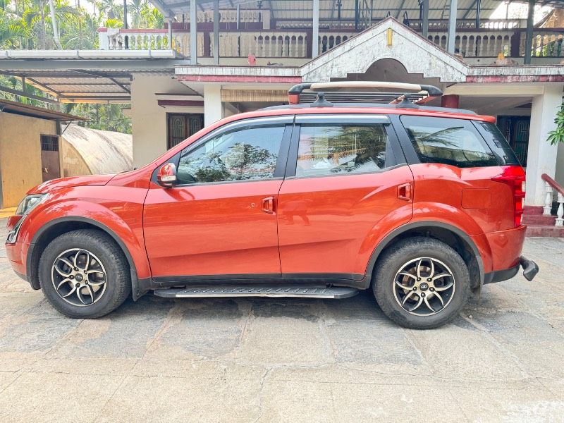 Buy Used Mahindra XUV500 R W10 FWD of 2017 model @ 11,50,000 INR in ...