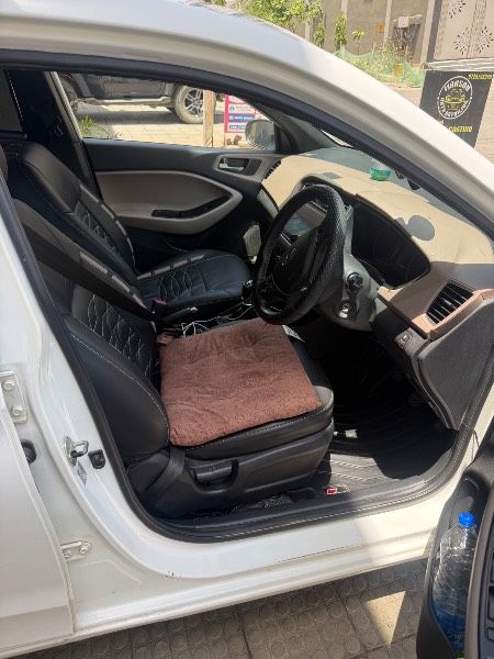 Buy Used Hyundai i20 Magna Plus Diesel of 2019 model @ 5,00,000 INR in ...