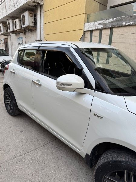 Buy Used Maruti Swift VXI Optional of 2017 model @ 4,50,000 INR in ...