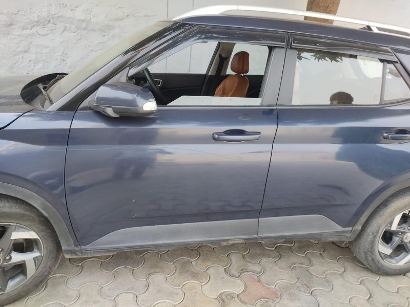 Buy Used Hyundai Venue SX Diesel BSIV of 2020 model @ 6,50,000 INR in ...