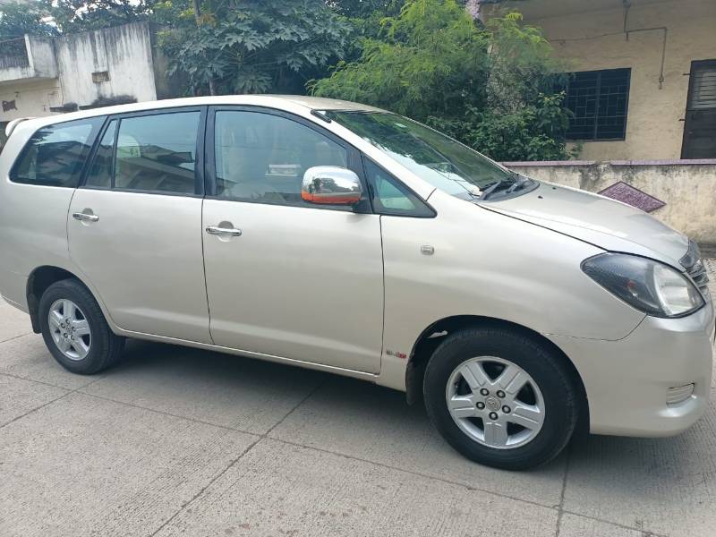 Buy Used Toyota Innova 2.5 G Diesel 7 Seater BS III of 2008 model @ 3 ...