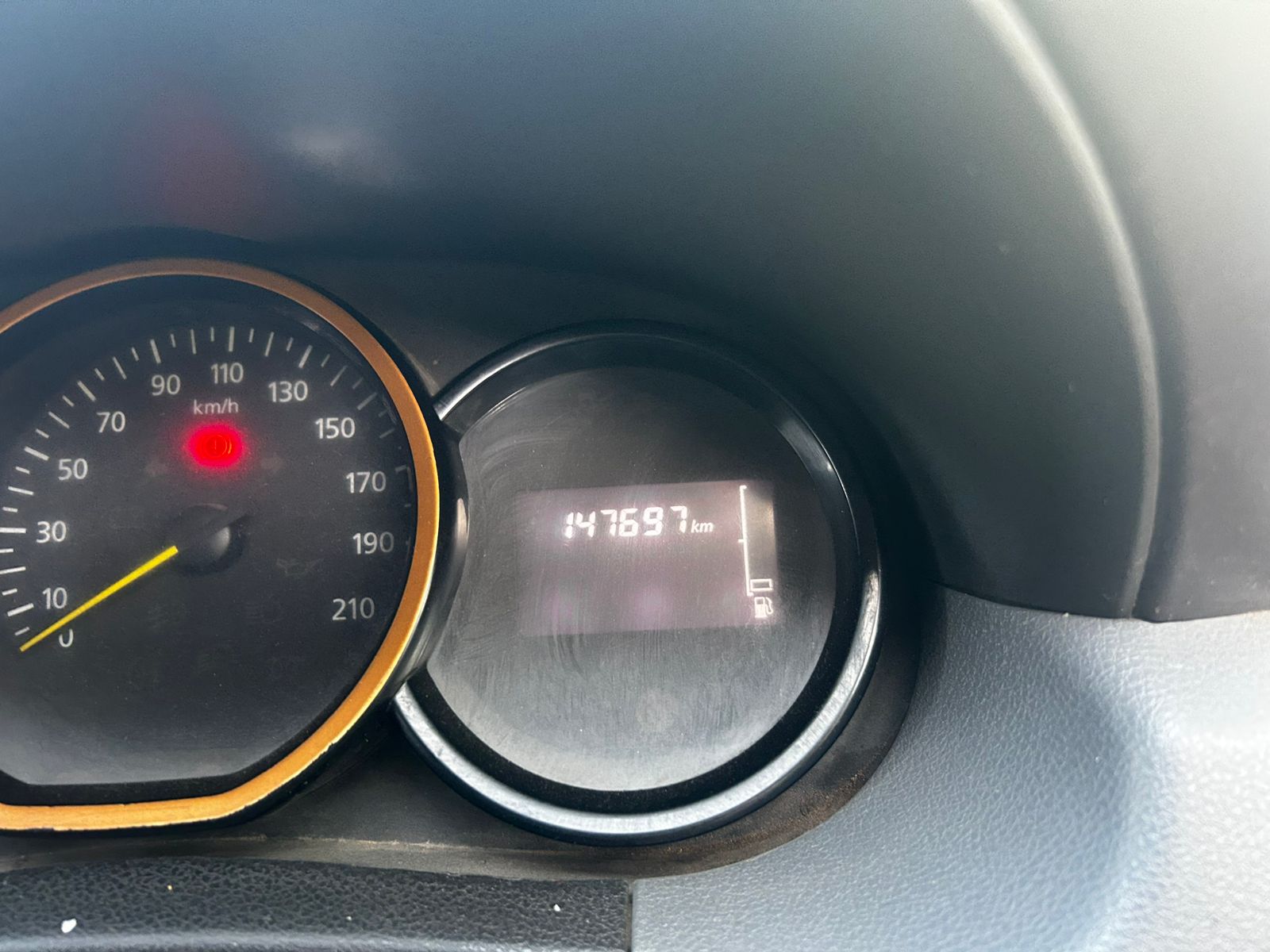 Buy Used Renault Duster 110PS Diesel RxL of 2016 model @ 4,00,000 INR ...