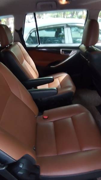 Buy Used Toyota Innova Crysta 2.4 G MT of 2020 model @ 15,00,000 INR in ...