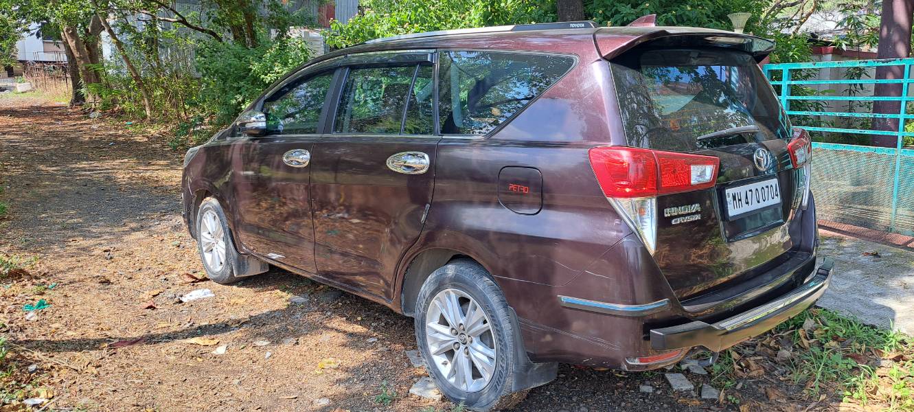Buy Used Toyota Innova Crysta 2.7 ZX AT BSIV of 2016 model @ 12,00,000 ...