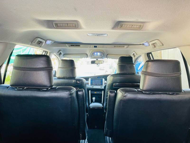 Used 2017 Toyota Innova Crysta Diesel Automatic in Morbi at ₹13 Lakh ...