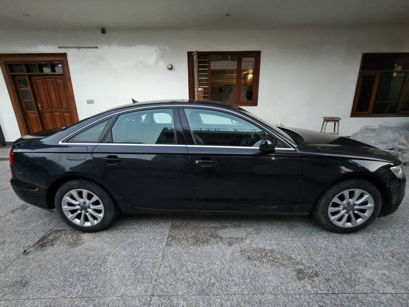 Buy Used Audi A6 2.8 FSI of 2011 model @ 7,40,000 INR in Faridabad ...