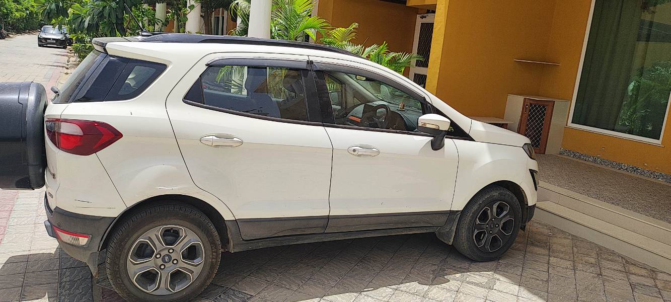 Buy Used Ford Ecosport 1.5 Diesel Titanium Plus BSIV of 2019 model @ 4 ...