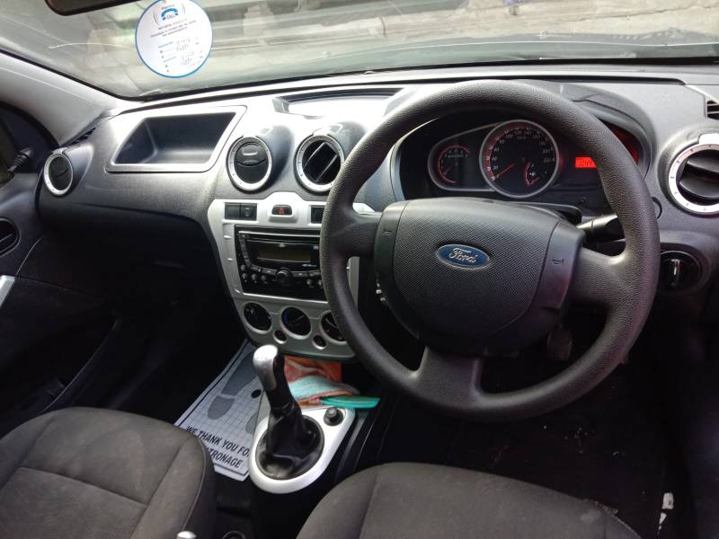 Buy Used Ford Figo Diesel ZXI of 2014 model @ 2,30,000 INR in Nagpur ...