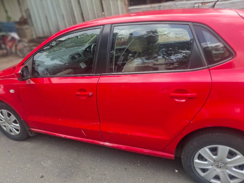 Buy Used Volkswagen Polo Petrol Comfortline 1.2L of 2011 model @ 2,00 ...