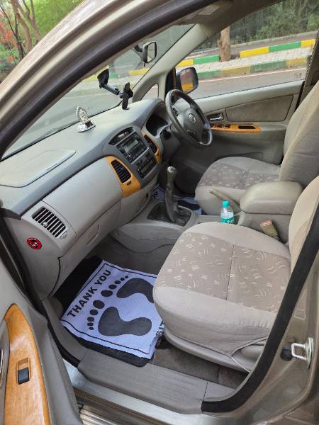 Buy Used Toyota Innova 2.5 V Diesel 7-seater of 2009 model @ 5,50,000 ...