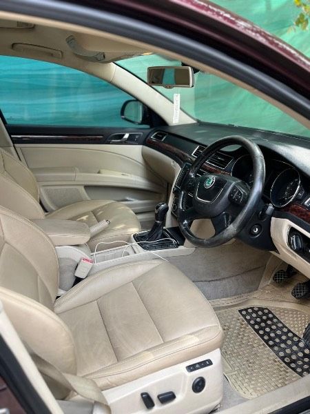 Buy Used Skoda Superb 1.8 TSI MT of 2011 model @ 4,10,000 INR in ...