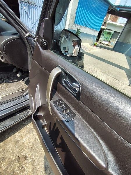 Buy Used Tata Safari Storme VX of 2016 model @ 5,50,000 INR in Hapur ...