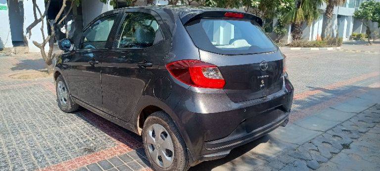 Buy Used Tata Tiago XT BSVI of 2022 model @ 4,40,000 INR in Gurgaon ...