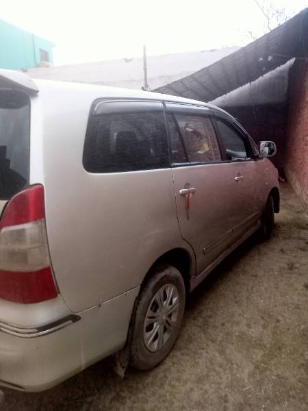 Buy Used Toyota Innova 2.5 E of 2008 model @ 2,10,000 INR in Dehradun ...