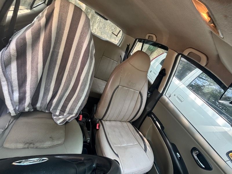 Buy Used Hyundai i10 Magna 1.1L of 2012 model @ 1,00,000 INR in Delhi ...