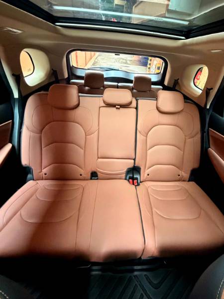 Buy Used MG Hector Plus 1.5 Turbo Savvy Pro CVT 7 Str BSVI of 2023 ...