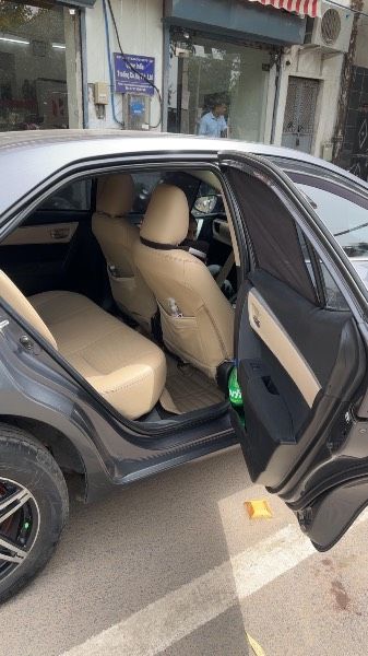 Buy Used Toyota Corolla Altis 1.8 G CVT of 2017 model @ 6,95,000 INR in ...